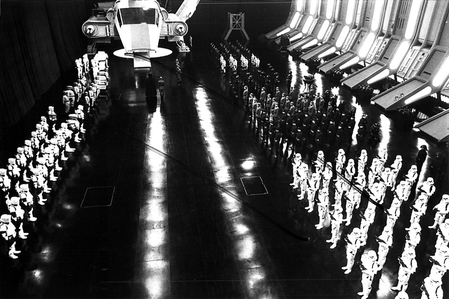 STAR WARS AFICIONADO WEBSITE: CLASSIC IMAGE: MEETING THE EMPEROR AND ...