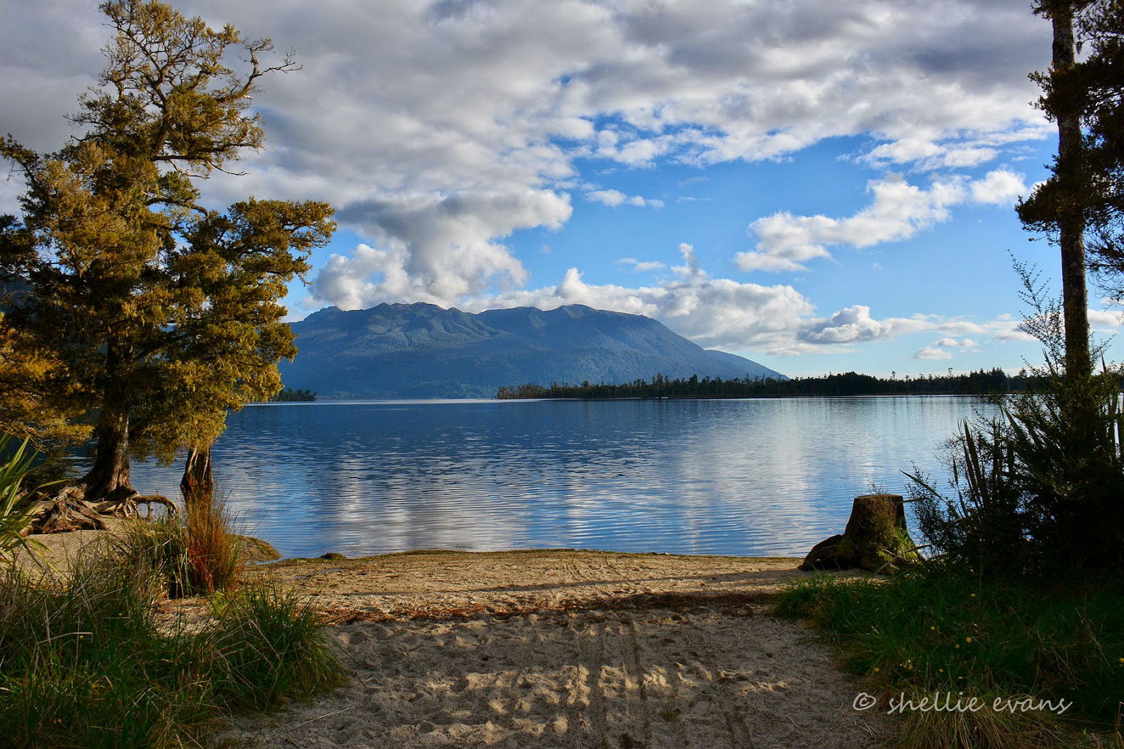 Two Go Tiki Touring: Loving Lake Brunner