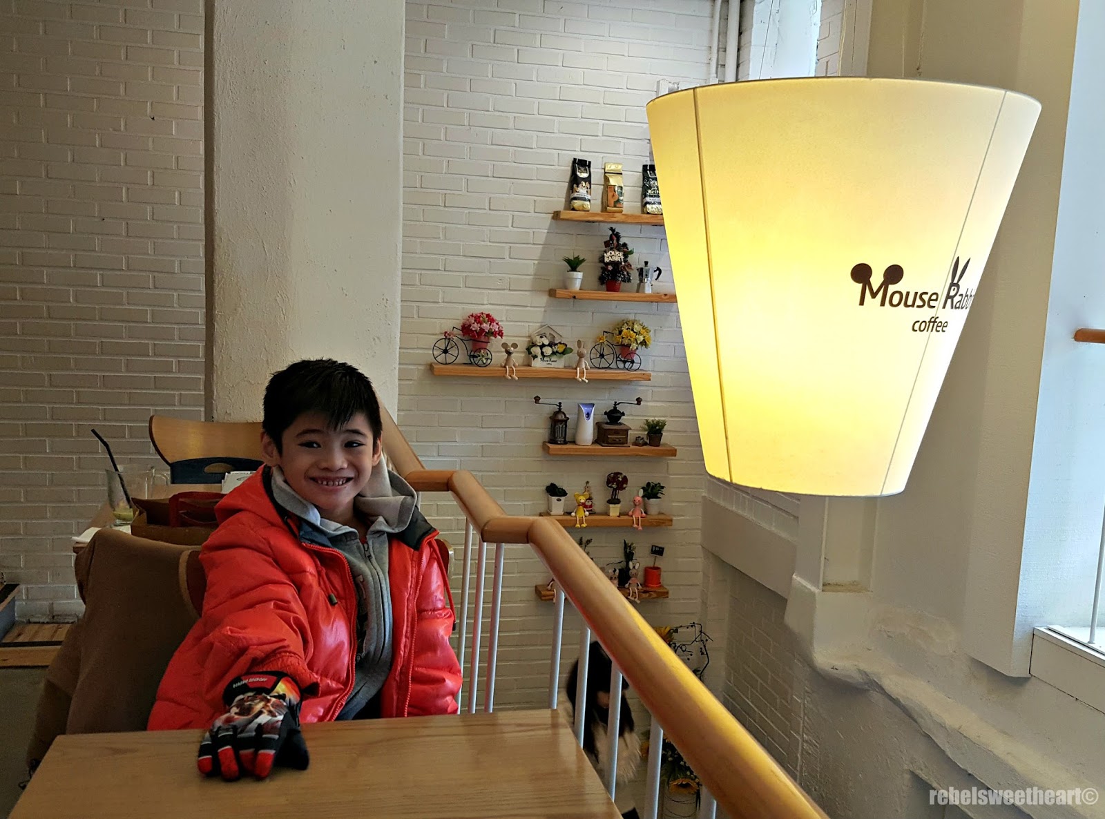 The Rebel Sweetheart.: Seoul Searching | Mouse Rabbit Cafe.