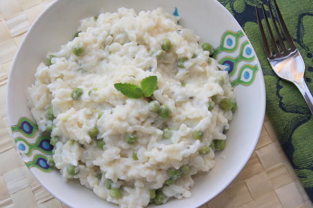 The Bitchin' Kitchin': Pea and Goat Cheese Risotto