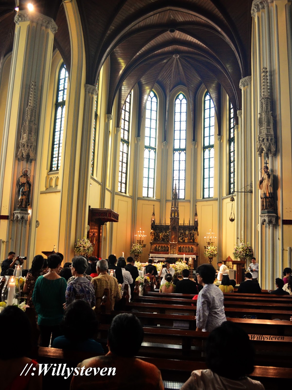 TravellerMeds: Katedral Jakarta [Photo Gallery]