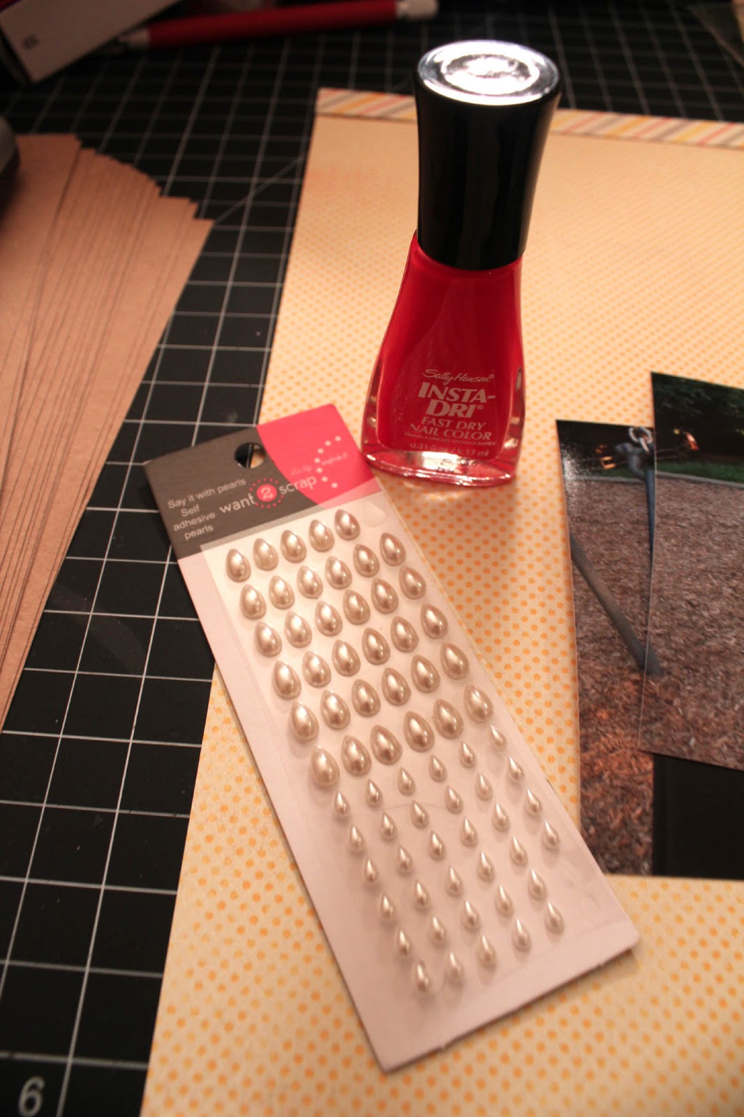 goldiecar designs: AUTHENTIQUE PAPER: Be(You)tiful Baby!