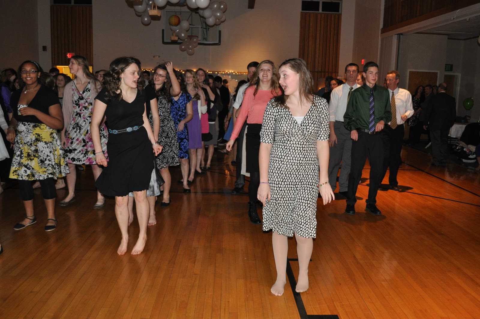 From Heaven and Earth: SOME MORMON DANCE FUN!