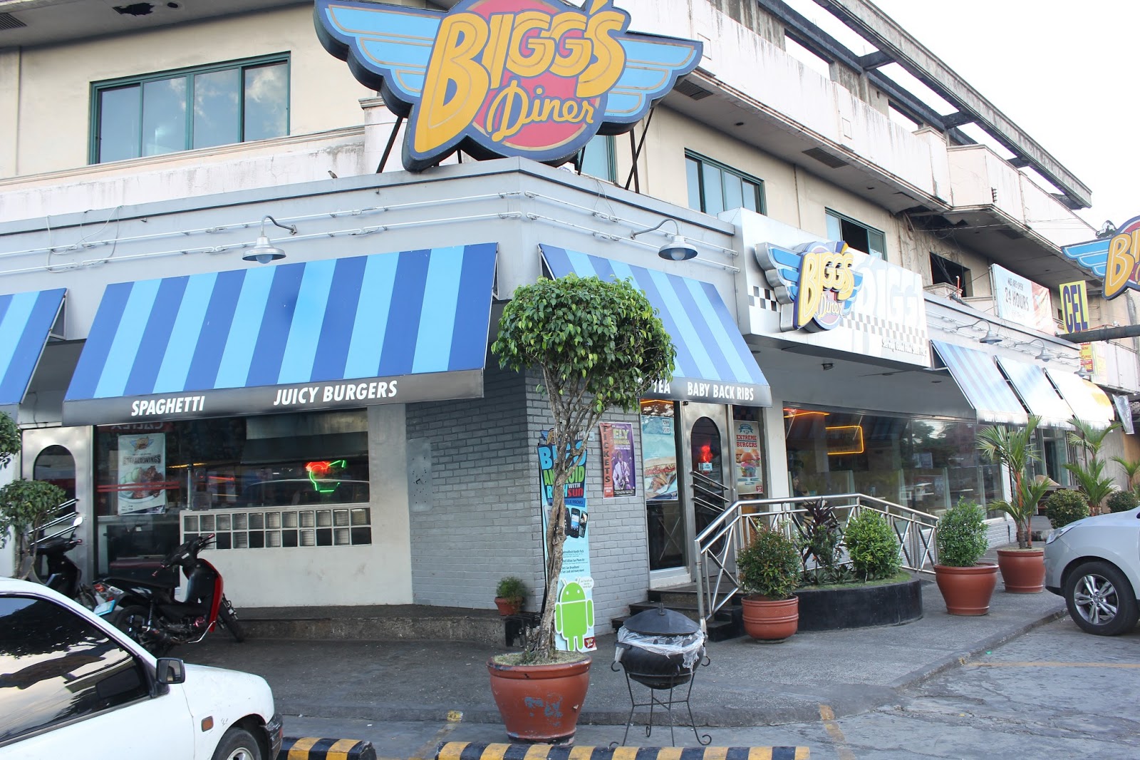 Stay, Stray, Play and Feast: Biggs' Extreme Burgers; Binge Eating Series 3