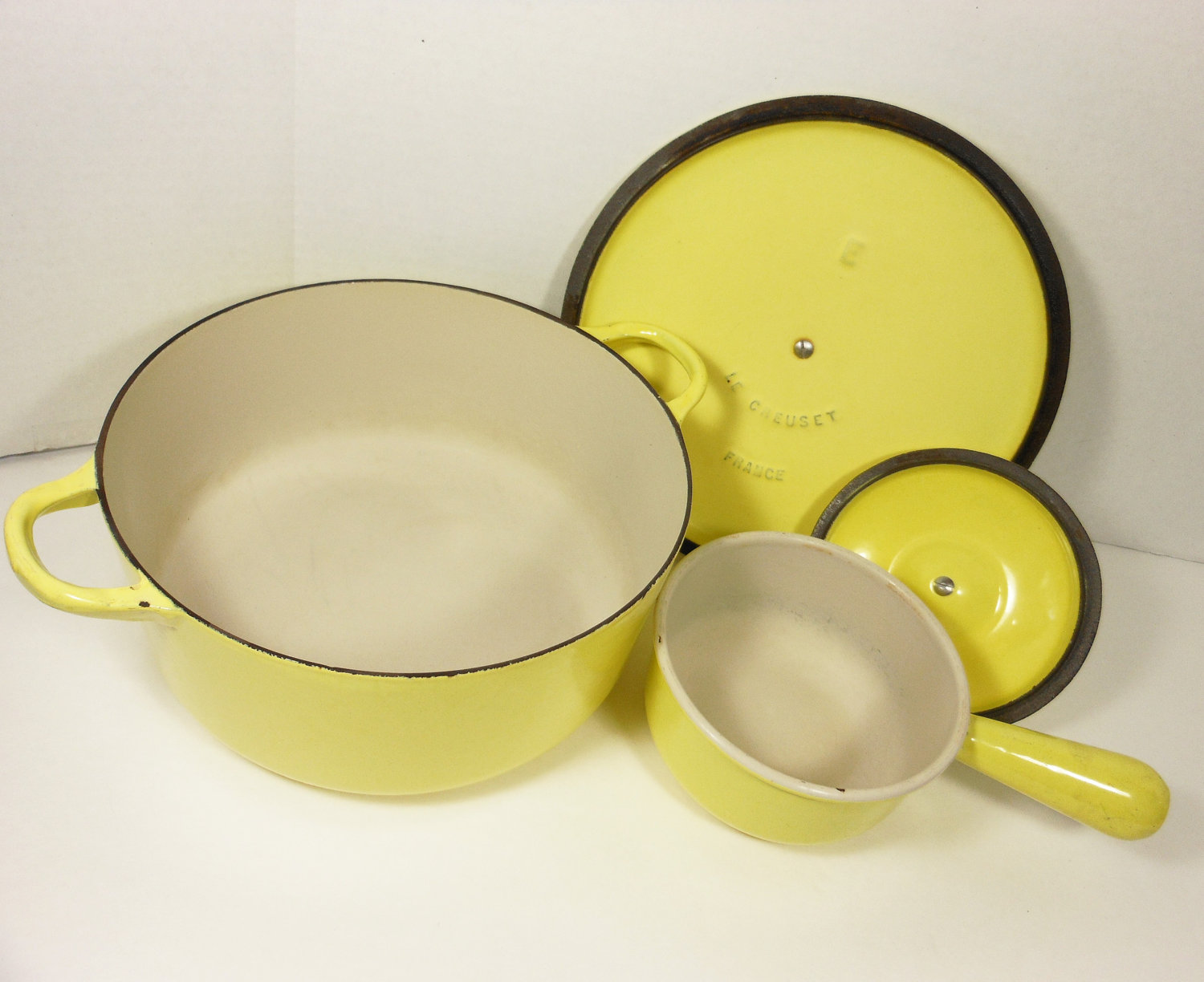 Six Balloons Vintage Delights: Reselling Vintage Le Creuset