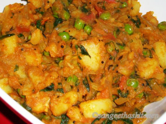 Spicy Treats: Aloo Methi Mutter Sabzi