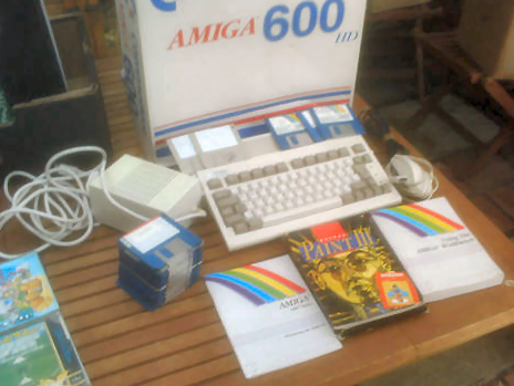 Retro Treasures: Boxed Amiga 600HD
