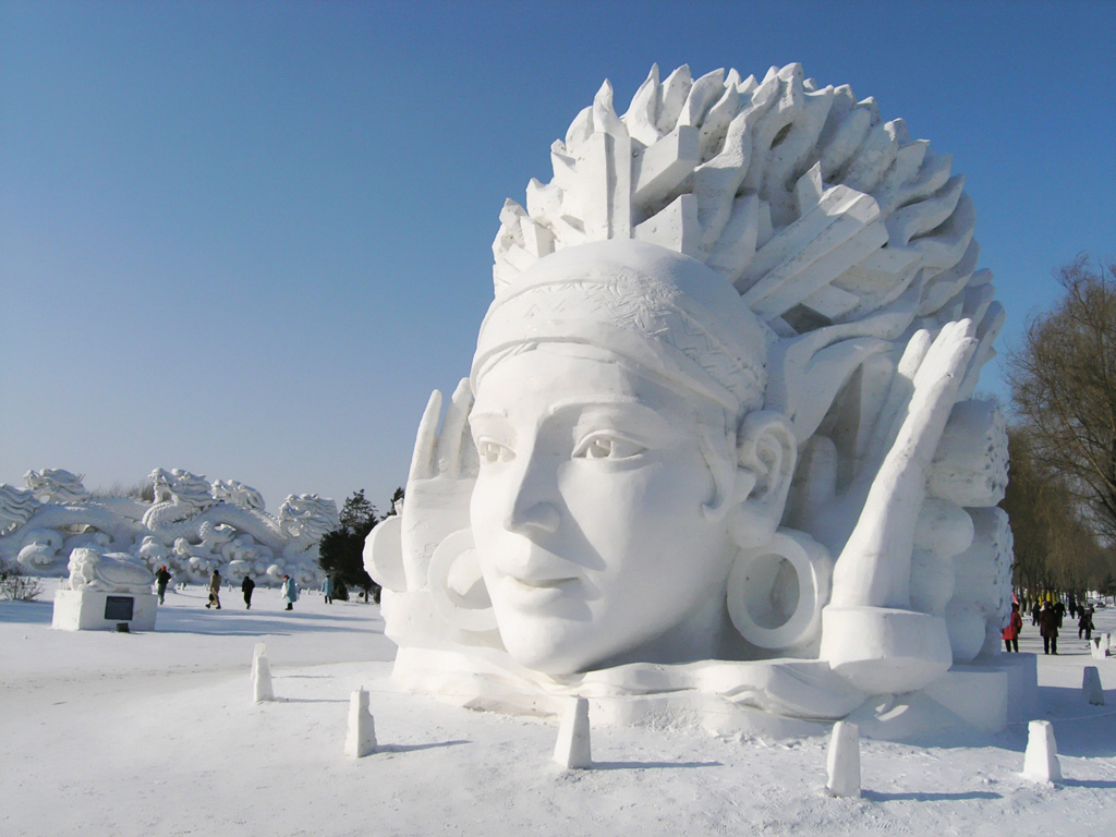 RETRO KIMMER'S BLOG: FABULOUS CREATIONS OF SNOW!