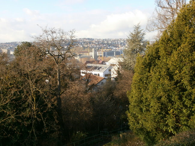 Wege in der Region Stuttgart: Der Eugensplatz in Stuttgart-Mitte mit ...