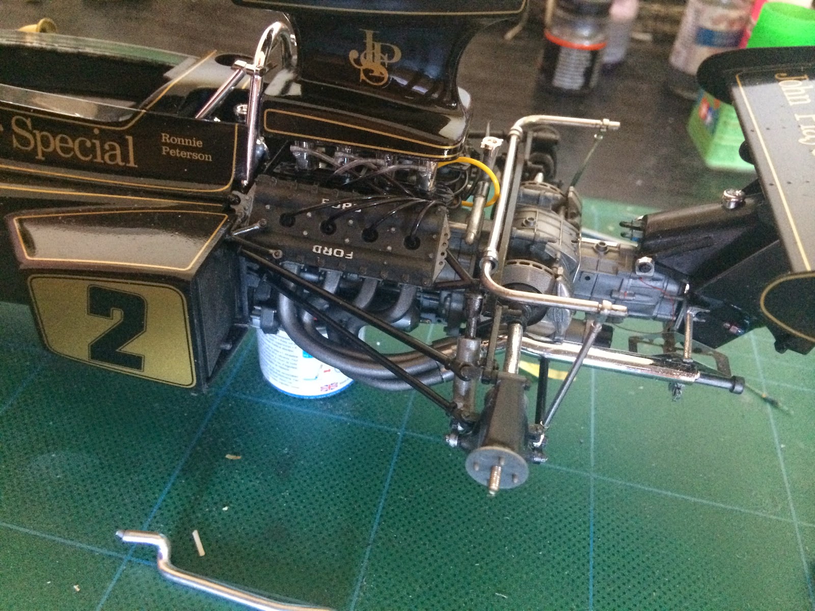 Tamiya 1/12 F1 Lotus 72d JPS Model Build Log: Aluminium coating the ...
