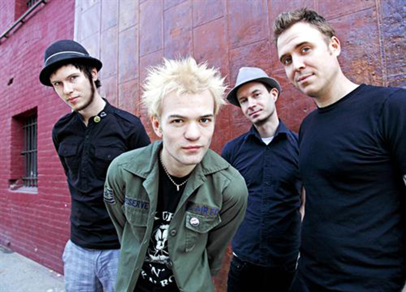 Biografi Sum 41 - Biografi dan Sejarah