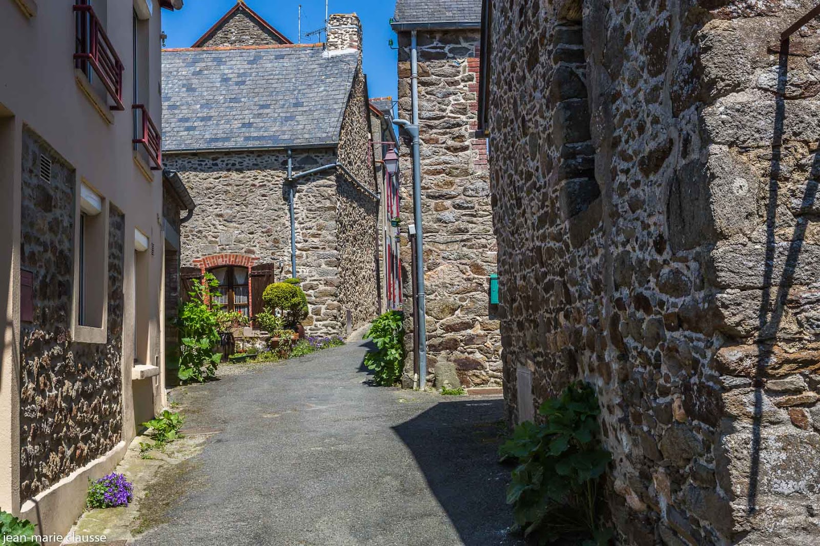 Découvrir la France en photos: 16 - SAINT SULIAC. (Ille et Vilaine-35)