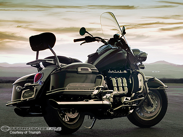 Auto Review: Triumph Rocket III Touring