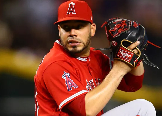 Phillies acquire relief pitcher José Alvarez from Angels, send Luis ...