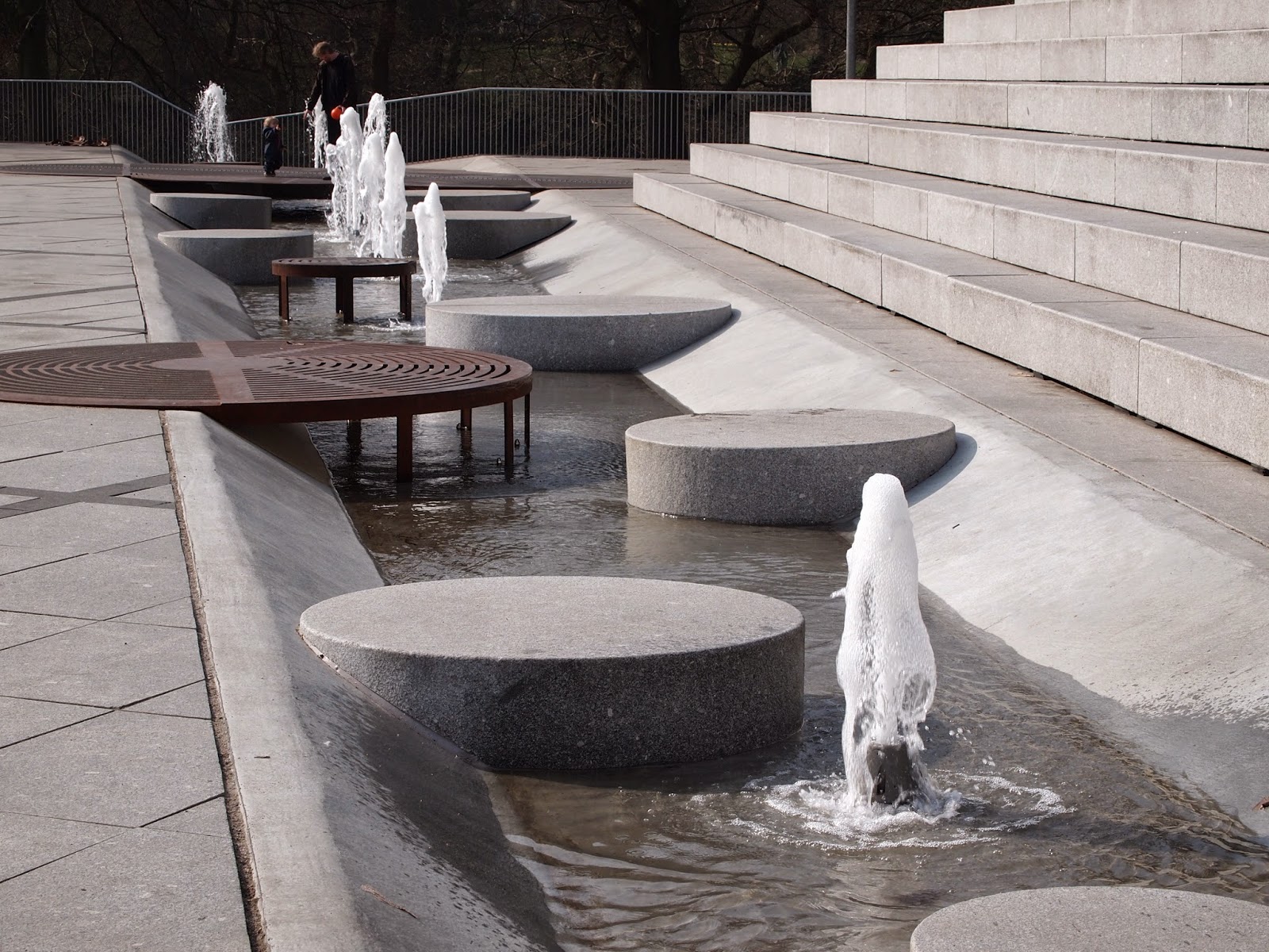 Springvand i København: Israels Plads
