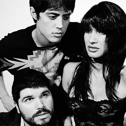 Découvrez la chanteuse transgenre Nomi Ruiz et son groupe Jessica 6