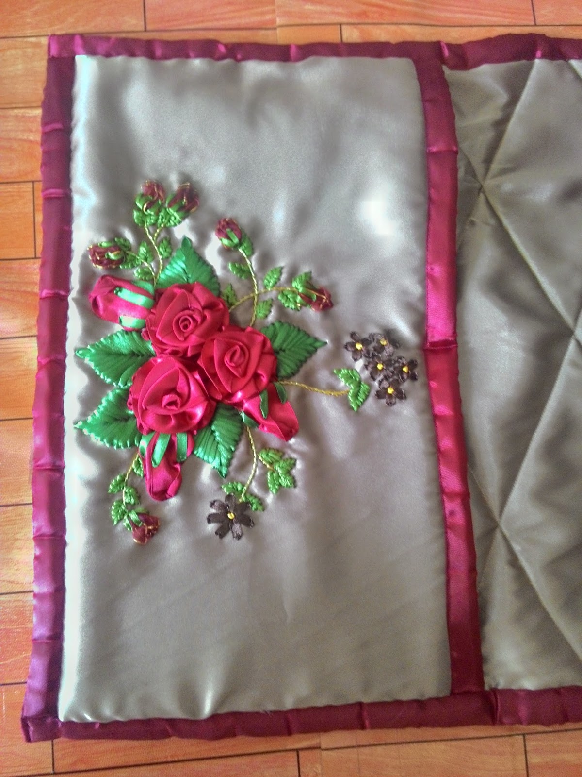 Galeri Cinde Mate: Tutup Kulkas Sulam Pita