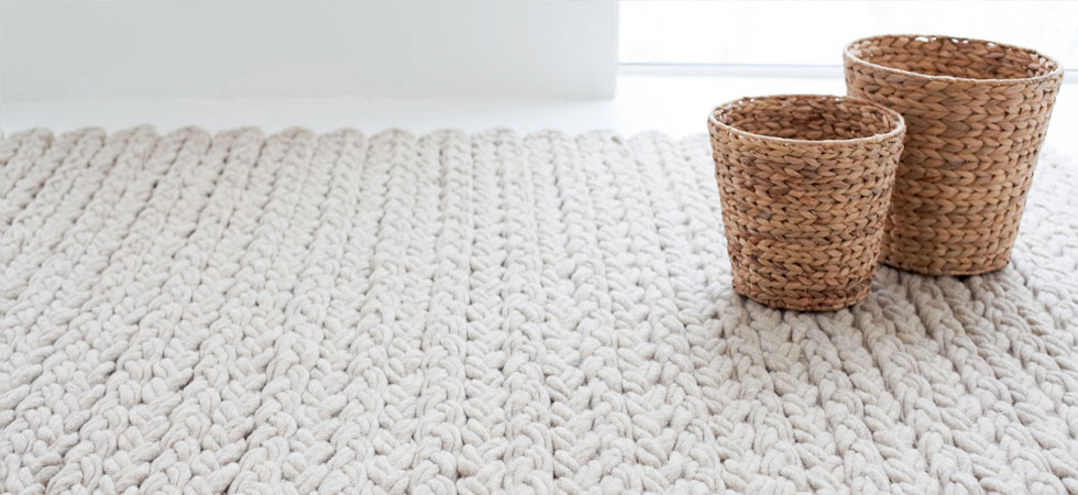 my scandinavian home: Cosy knit rugs