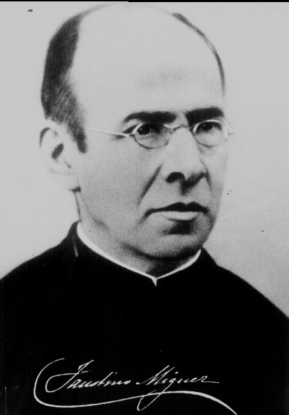 Instituto Calasancio Divina Pastora - Mataderos: PADRE FAUSTINO MÍGUEZ