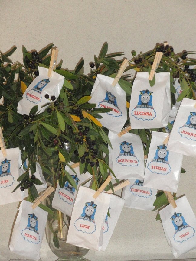 Party Design: Cumpleaños Thomas la locomotora (para un fan de Thomas ...