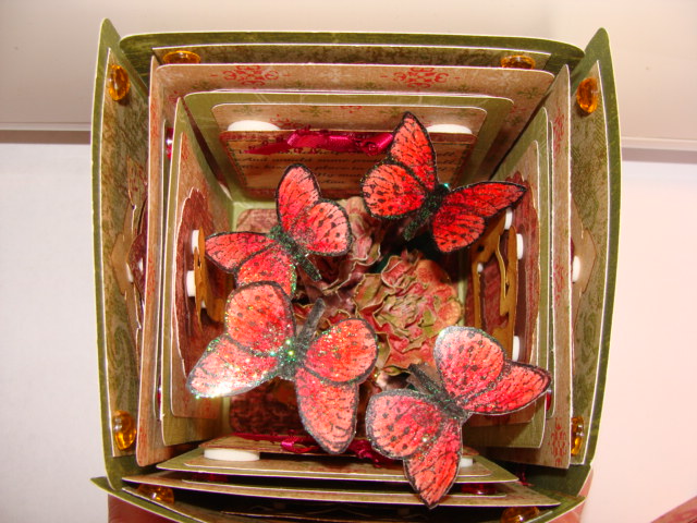 Eastunders Creations: The Reveal #1 Exploding/Magic Boxes