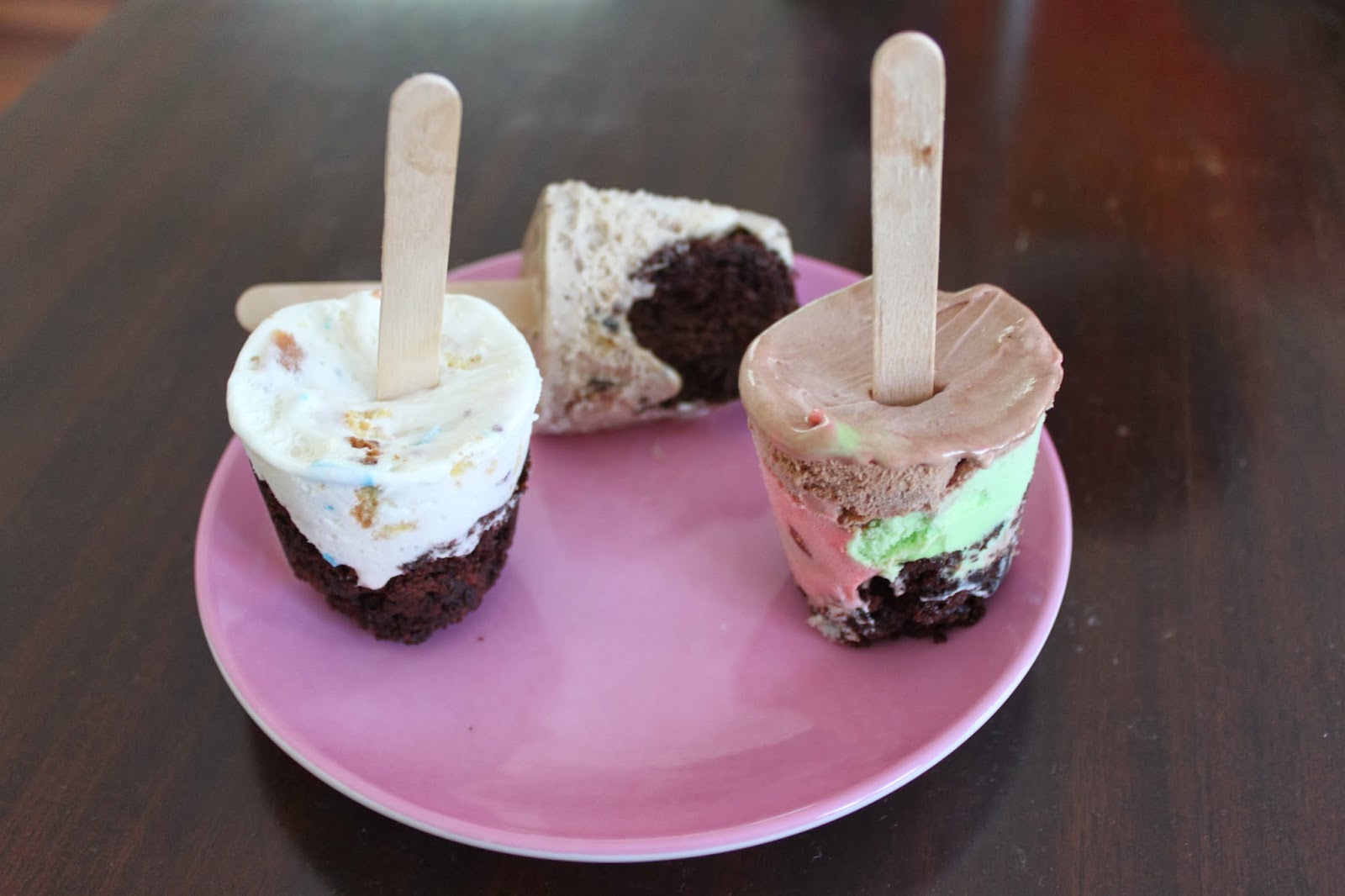 Clutzy Cooking: What Happened to B? Ice Cream Cake Pops...