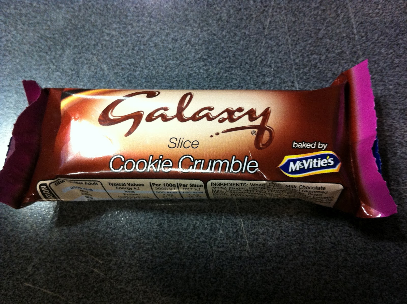 A Review A Day: Today's Review: Galaxy Cookie Crumble Slice