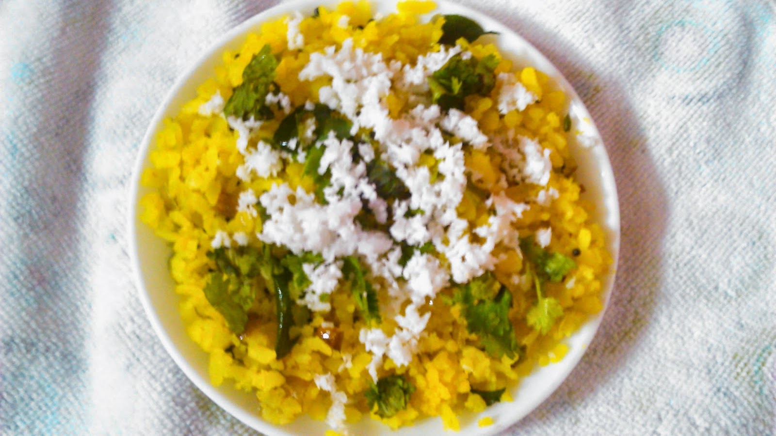 Malvani Kande Pohe| Kanda Poha | Nilam's Recipes