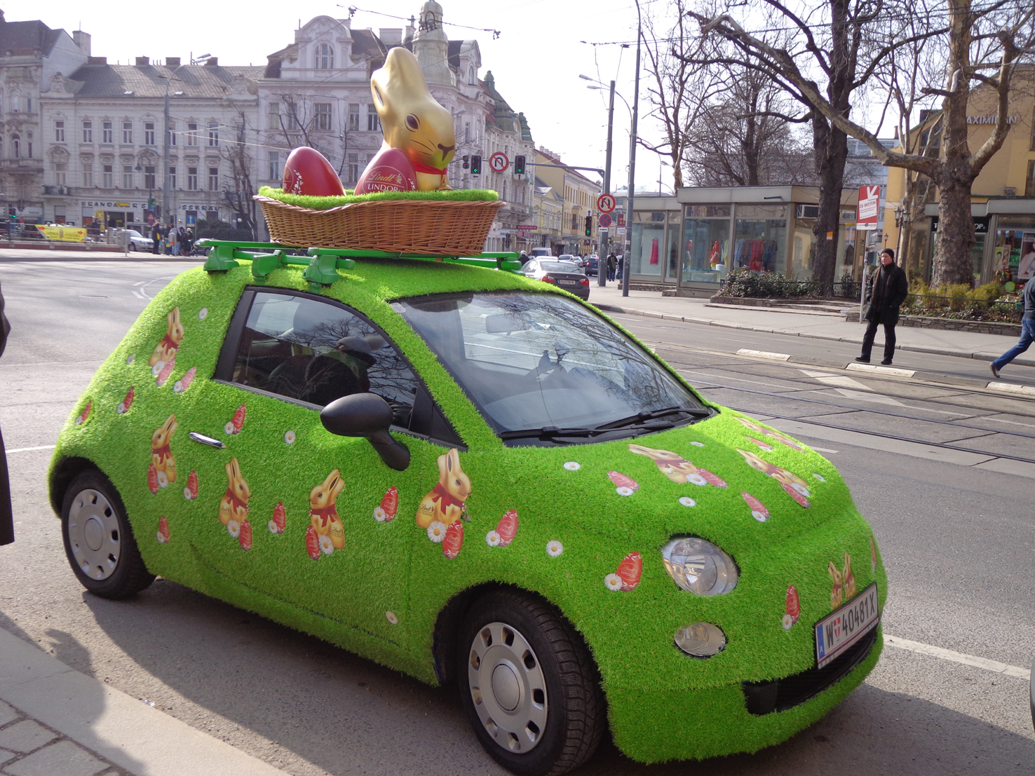 Vreni's Vienna Daily Photo: Easter Car