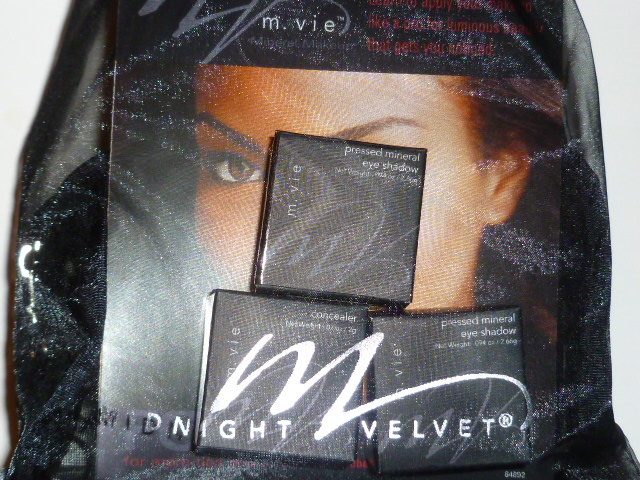 Beauty Parfait: Review: Midnight Velvet m.vie Mineral Makeup Beauty Parfait: Review: Midnight Velvet m.vie Mineral Makeup