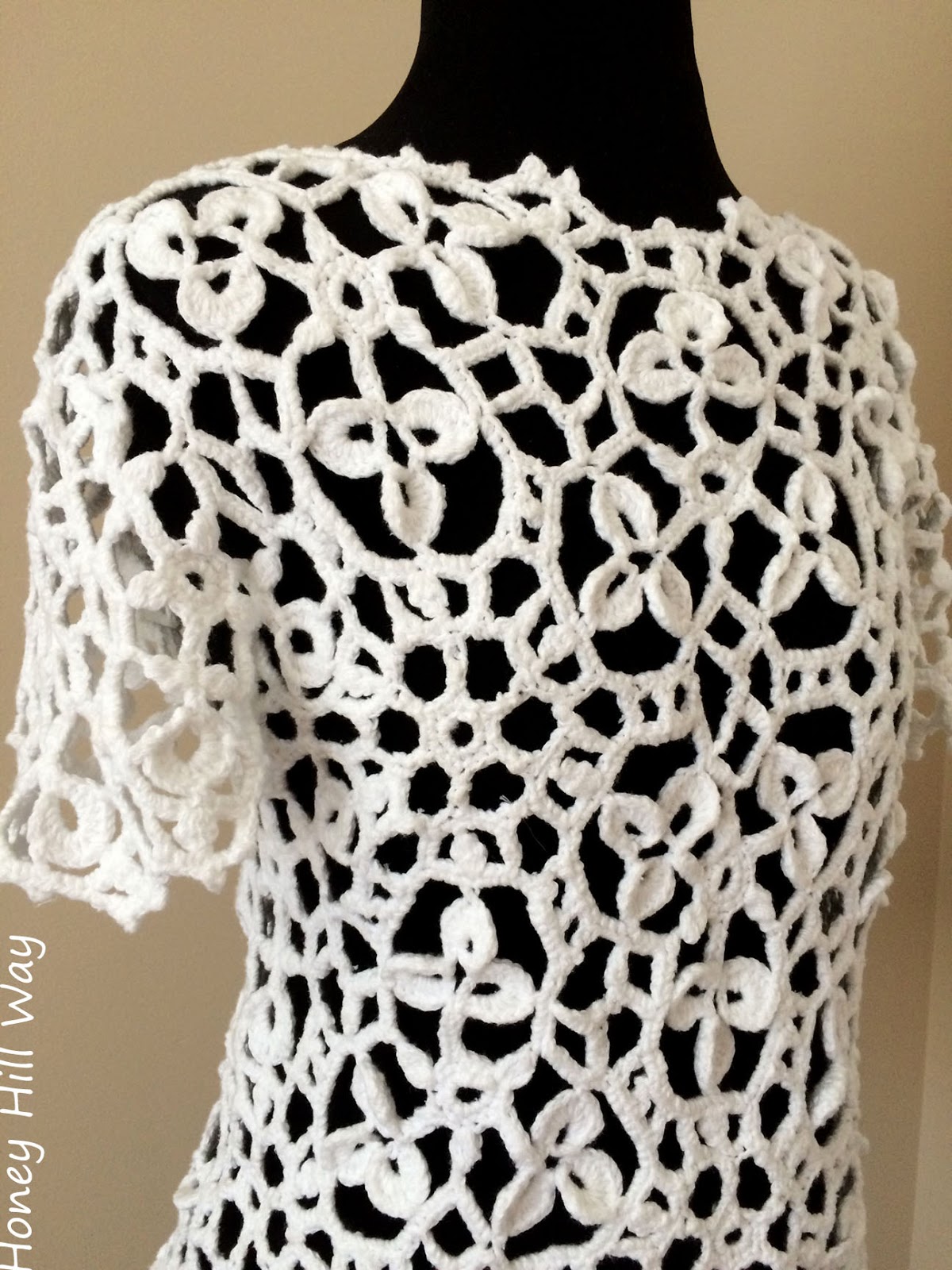 Honey Hill Way: Crochet top from triangle motifs ( + chart)