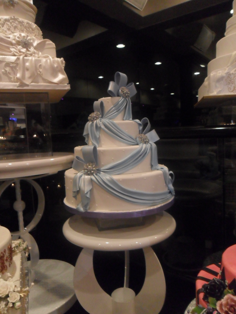 Envision Weddings & Events: Palermo's Bakery presents a Sweet Soiree