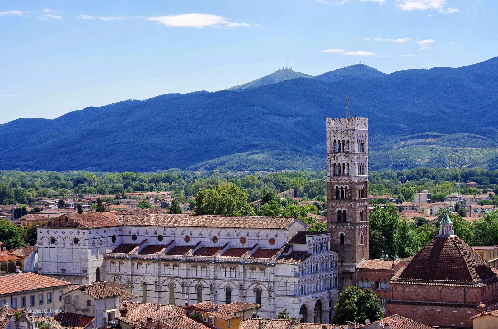 Essays and Diversions: Tesserae - 7 - Lucca, Tuscany