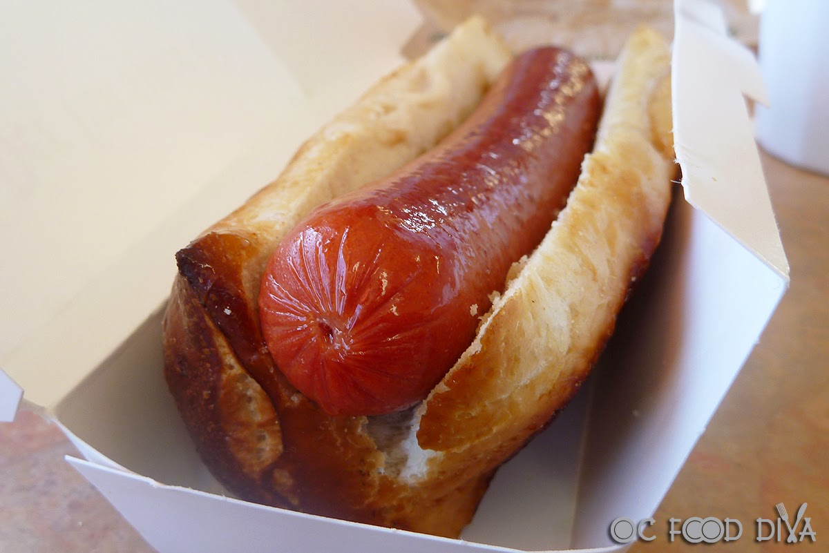 OC Food Diva: Wienerschnitzel has a “Wiener Dude” following in Lake ...