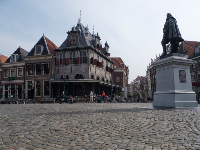 The Adventure Begins: Boats, Windmills and Tulips… Hoorn, North Holland