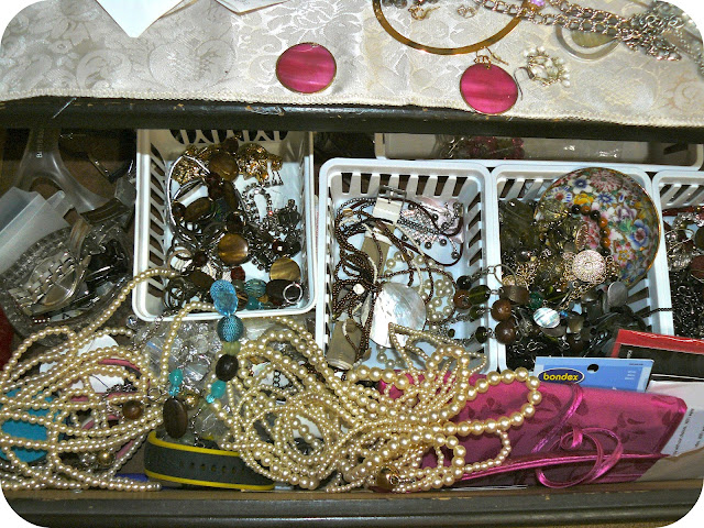CD Holder to Necklace Organizer | The Stonybrook House