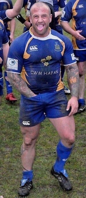 Extreme Male Bonding