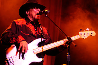 LUIZ WOODSTOCK: BILLY COX - é o único membro sobrevivente de ambos O ...