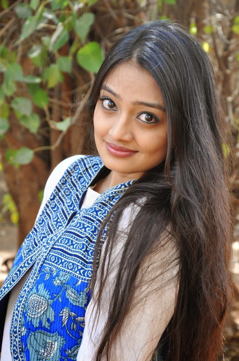 Nikita Narayan Latest Photoshoot - Latest Movie Updates, Movie ...