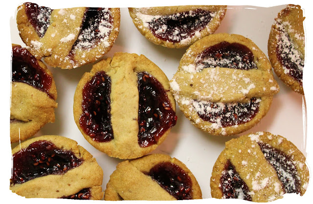 Swirl & Scramble: NUTTY, FRUITY LINZER TARTLETS
