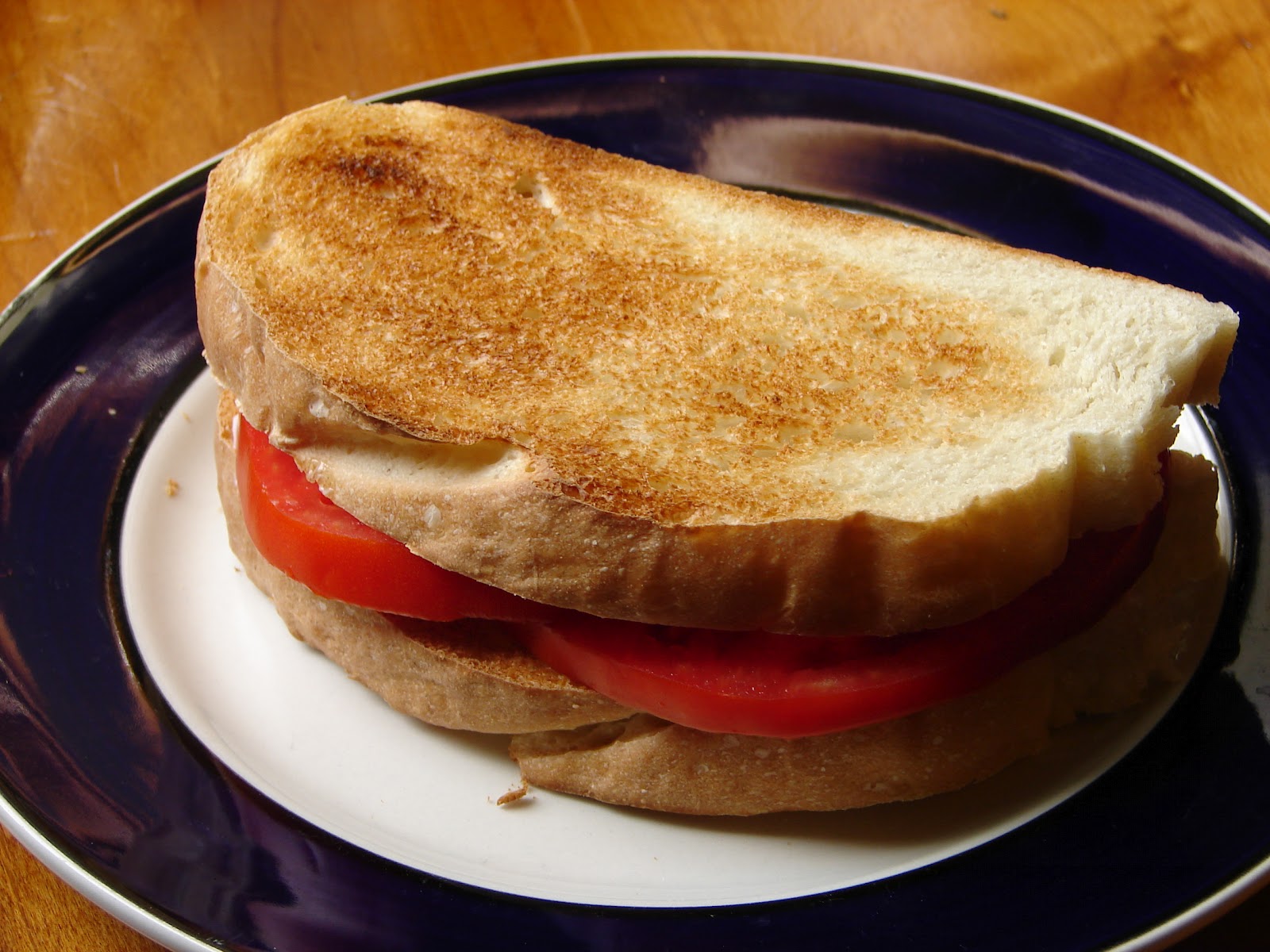 Nummy Kitchen: End of Summer Tomato Sandwich
