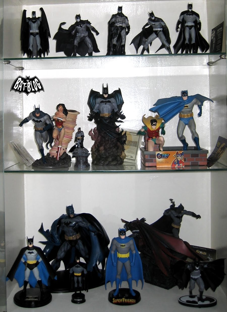 Batman Wallpaper Media: Amazing Photos of BATMAN Statue, Action Figures ...