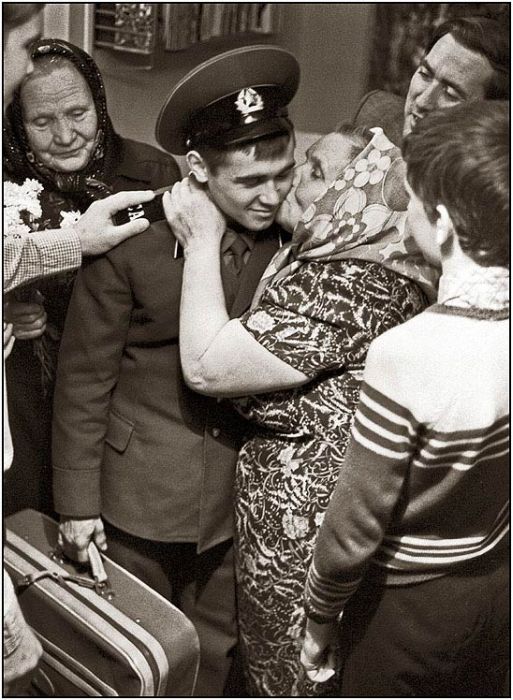 Private Photos of USSR Citizens (125 pics)