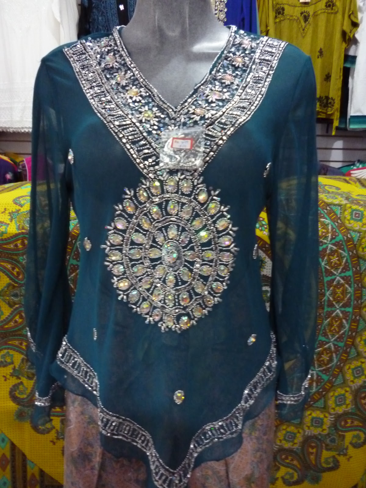 Ropa De La India: ROPA HINDU UNA VARIEDAD DE BOLSAS, JOYERIA, CHALINAS ...