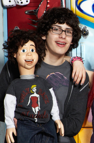 Mundo Fanmania: Matt Bennett cantara en Meltdown en California el 22 de ...