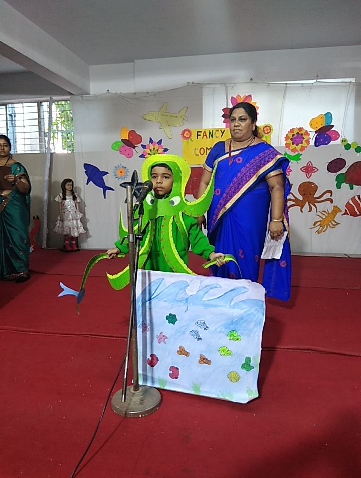 FANCY DRESS COMPETITION