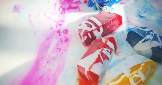 Early language skills through play.......: Sensory Gloop and Ice