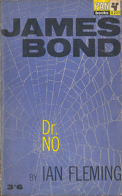 Flyer Goodness: 1960s James Bond Pan Book Covers