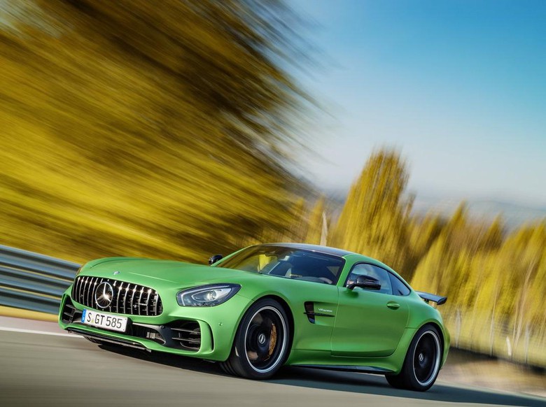 Mobil Sport Mercedes-AMG GT