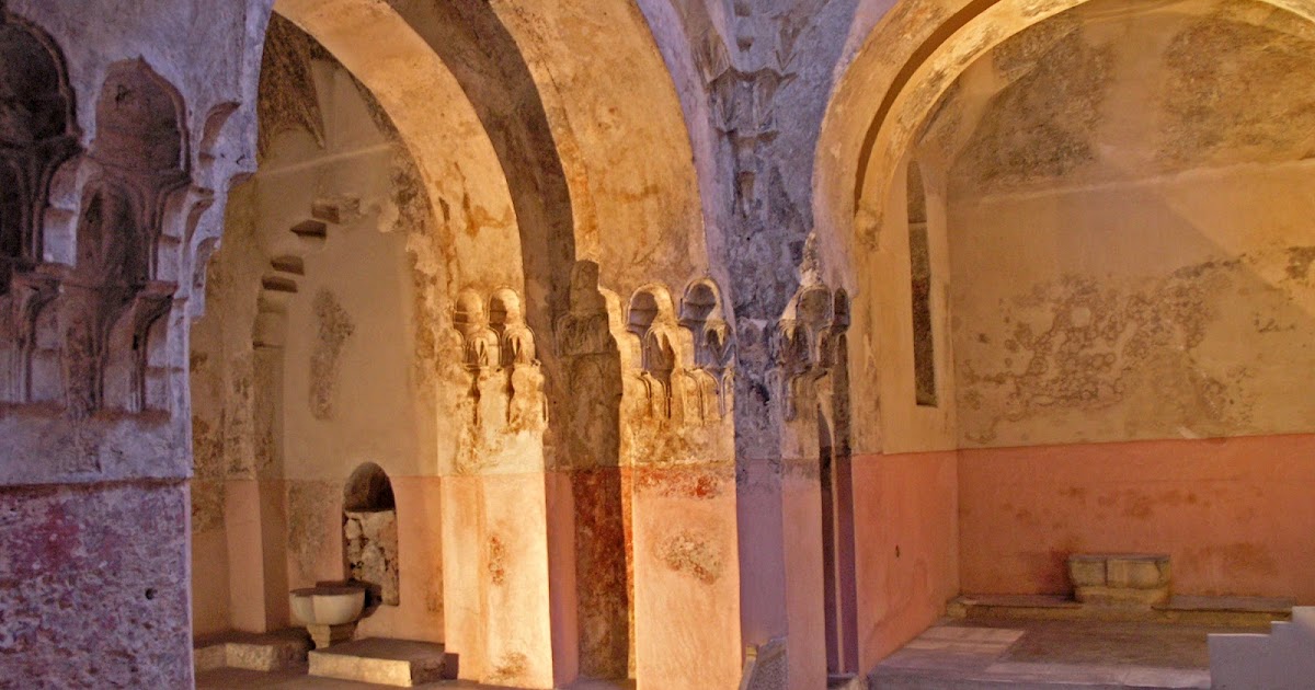 MOROCCO: TWO HAMAM EXPERIENCES MOROCCAN STYLE ~ VAGAYBOND